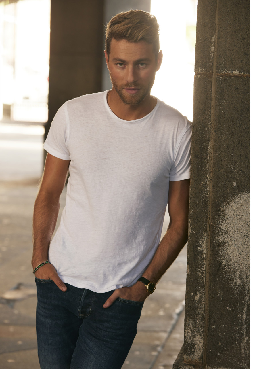 Sunrise Surf Characters – Meet Logan Wright – Shanna Hatfield