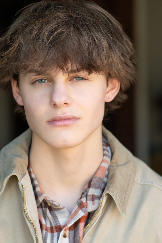 Sunrise Surf Characters – Meet Dellas Reeves – Shanna Hatfield