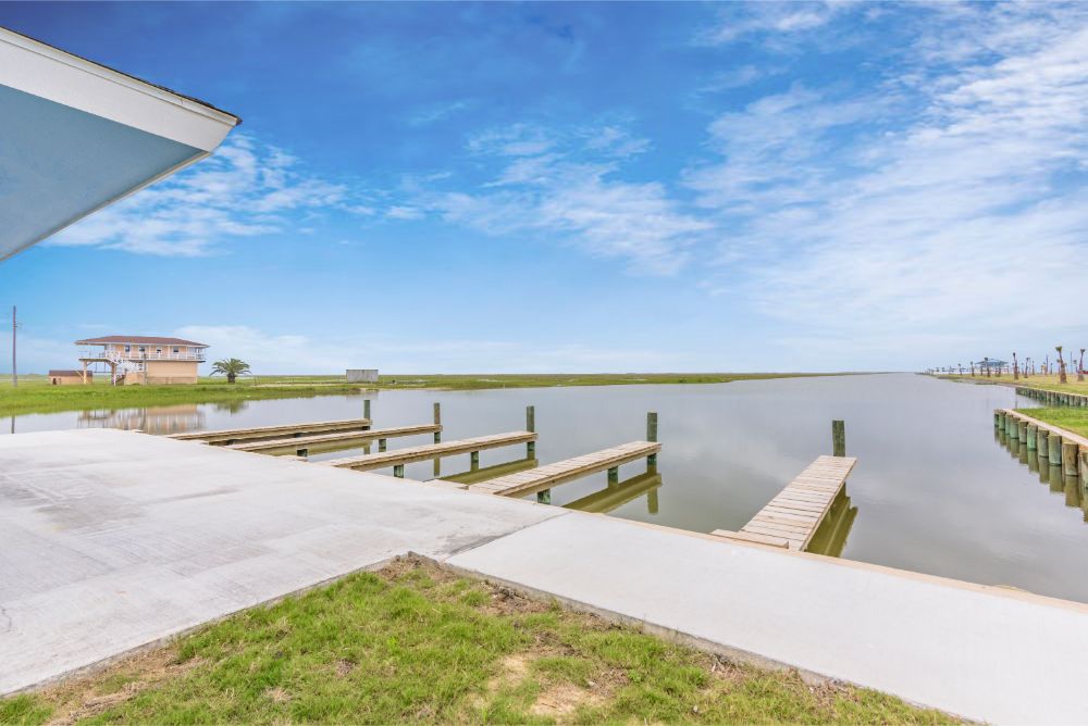 Blue Water RV Resort Amenities | Best Freeport TX RV Park