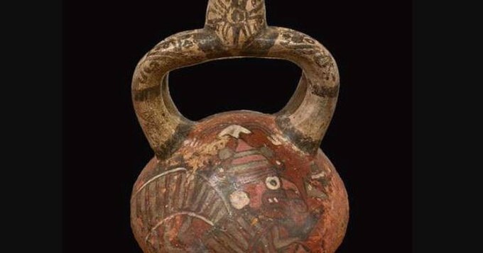 A falta de escritura, los Wari imperaron con el color de su cerámica ...