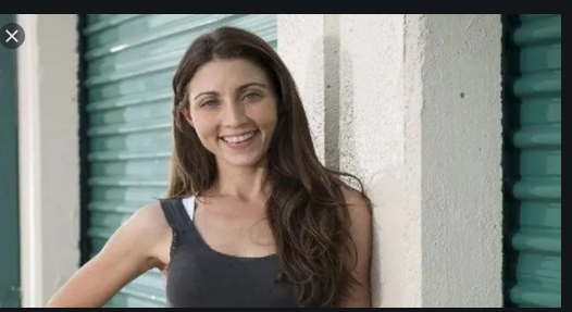 Mary Padian BiographyMary Padian Biography