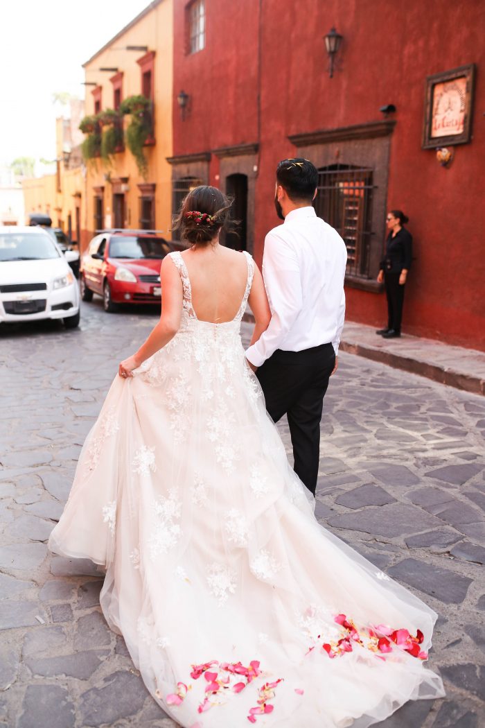 Vibrant Mexican Wedding with a Traditional Callejoneada - Love Maggie ...