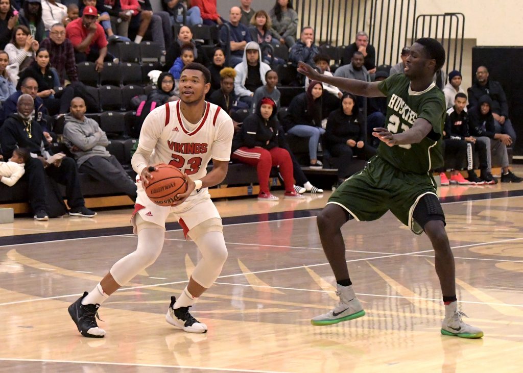 PHOTOS: LBCC vs. ELAC Men’s Basketball – The562.org