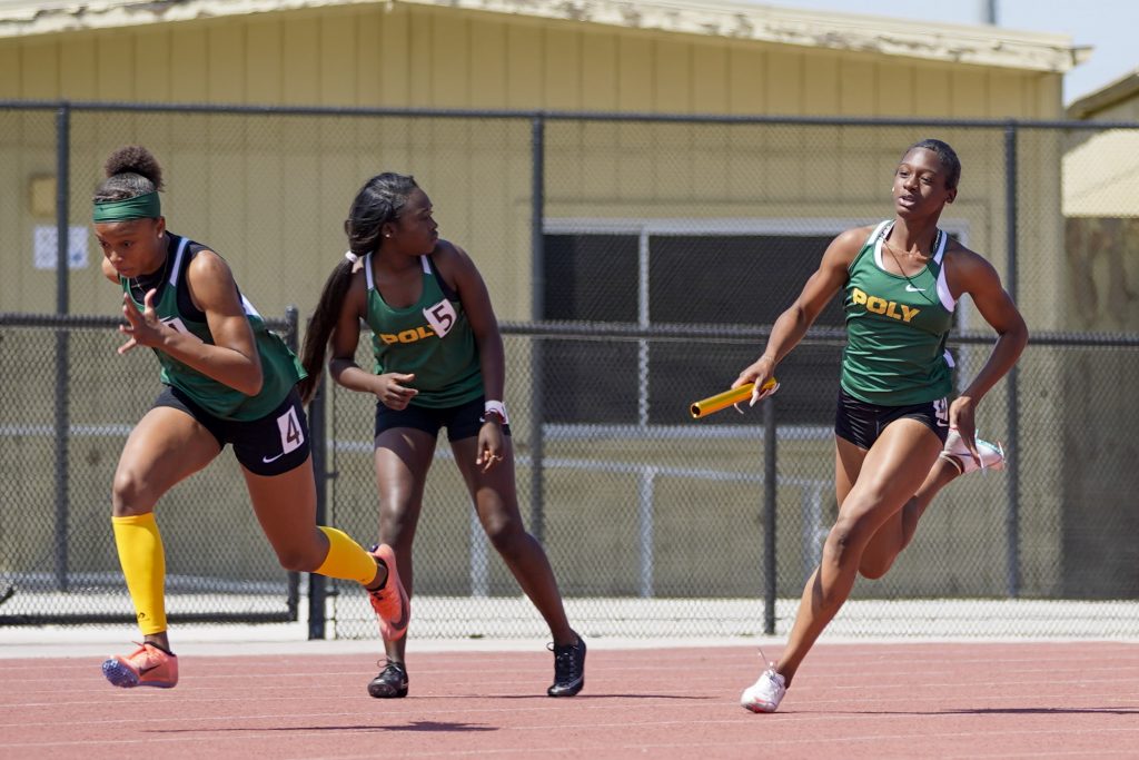 PHOTOS: Long Beach Poly vs Lakewood Track & Field – The562.org